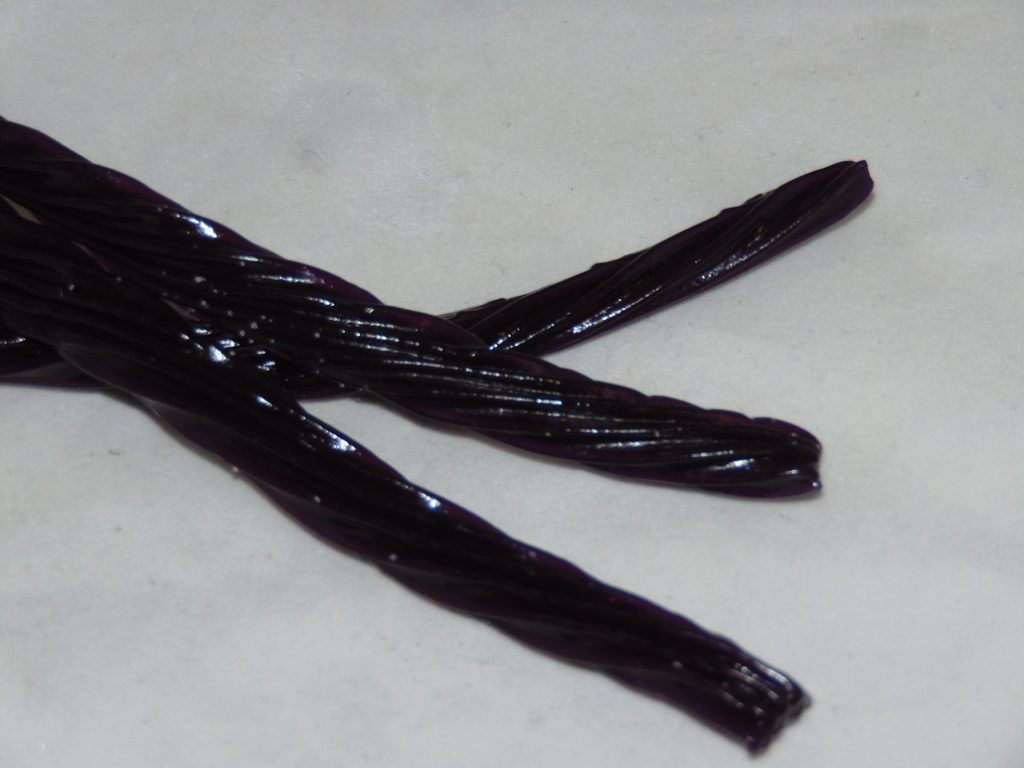 Licorice Twist Grape - Candyland Market